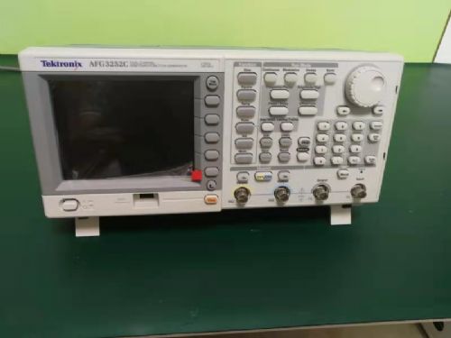 Tektronix AFG3252C 任意波形/函数信号发生器