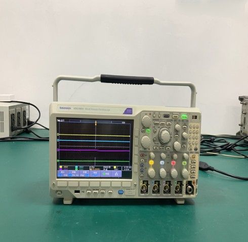 泰克Tektronix MDO3012 混合域示波器