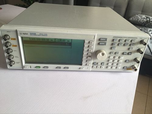 Agilent E4432B回收E4433B信号发生器