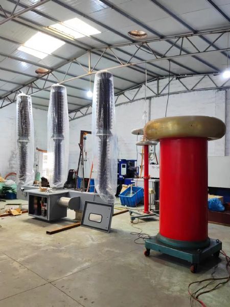 LW25-126/2000-31.5户外126KV瓷柱式六氟化硫断路器