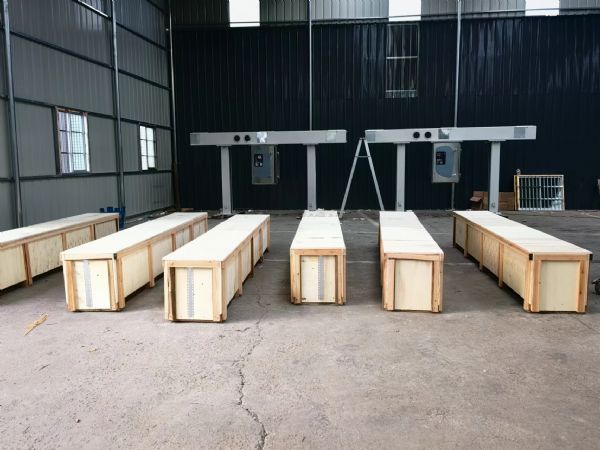 LW30-126/3150-40户外126KV瓷柱式六氟化硫断路器